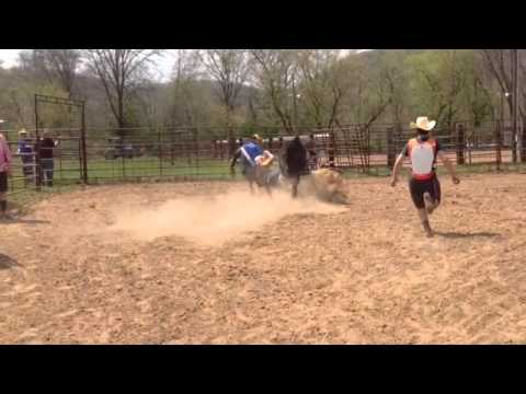 Little Britches of Wisconsin Bull Riding Clinic 2015 - YouTube