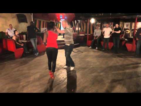 Bachata évolutif avec Jay Kriminal et Lilia