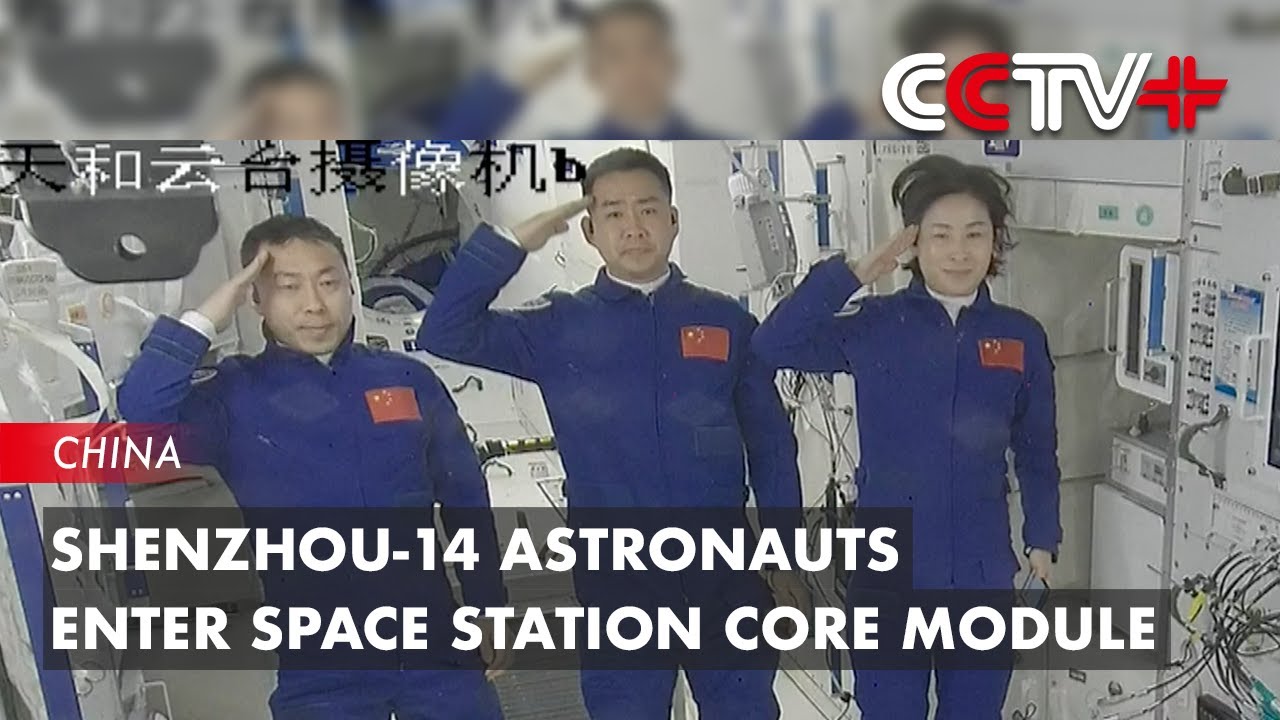 China Astronauts In Space