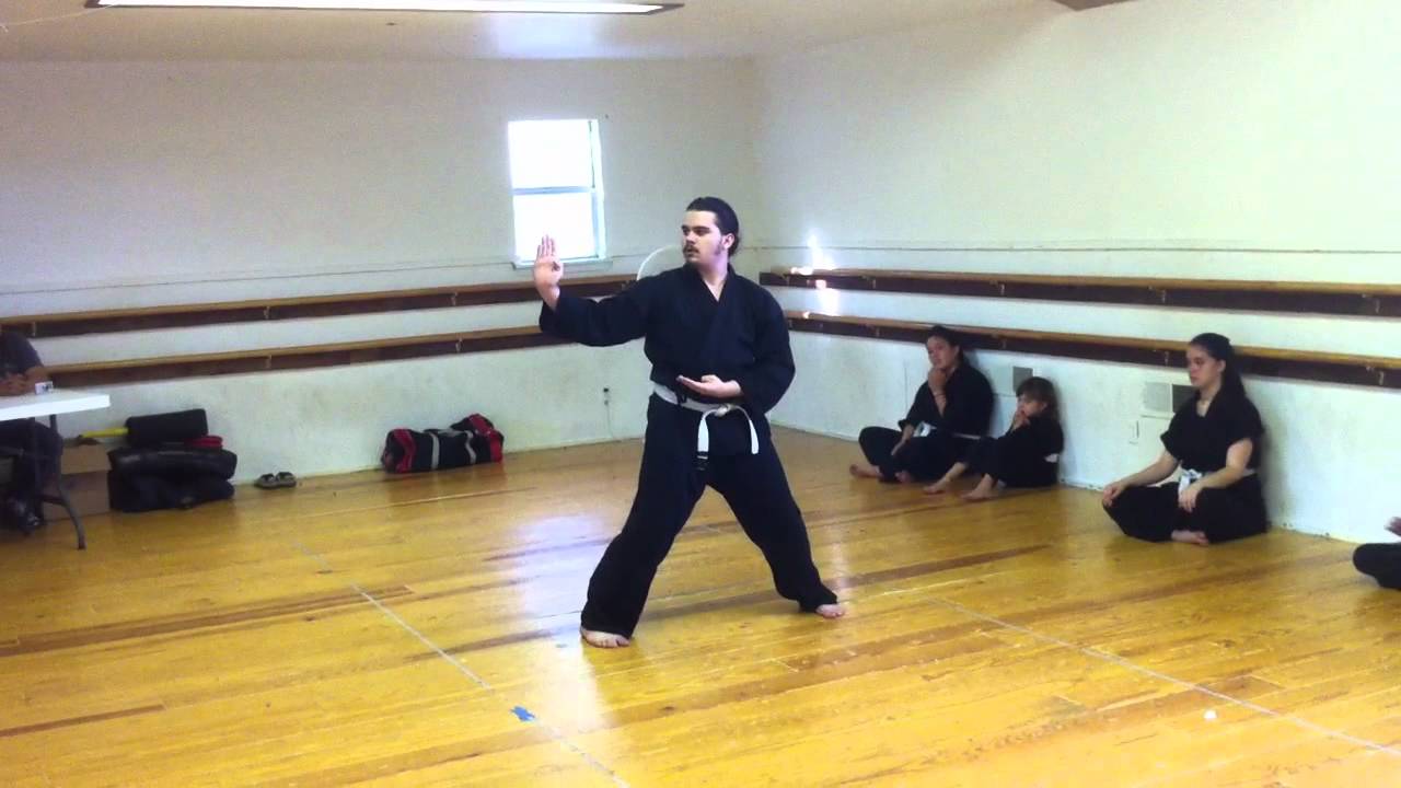 Soryu Karate- Shift 2L- Collin - YouTube
