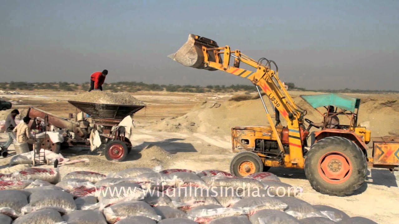 Salt packing process, Gujarat - YouTube