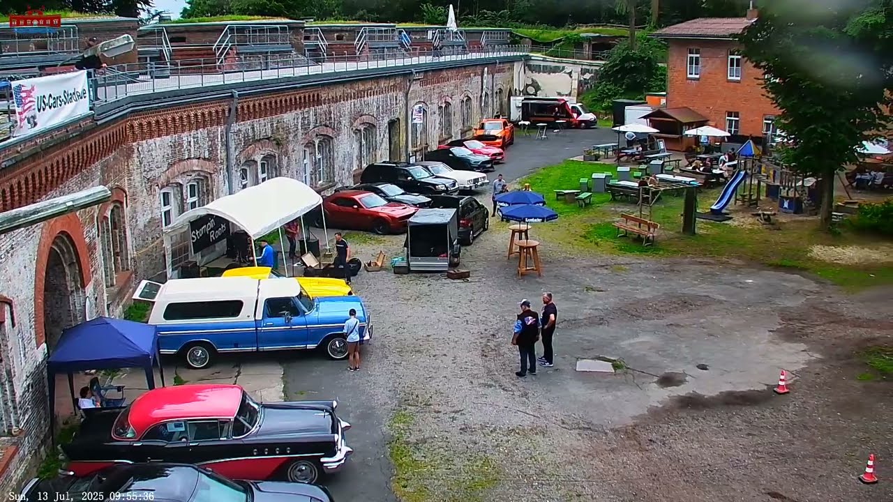 Summertime Drive Grauerort 2025 – US-Cars & Bikes live aus dem Fort ...