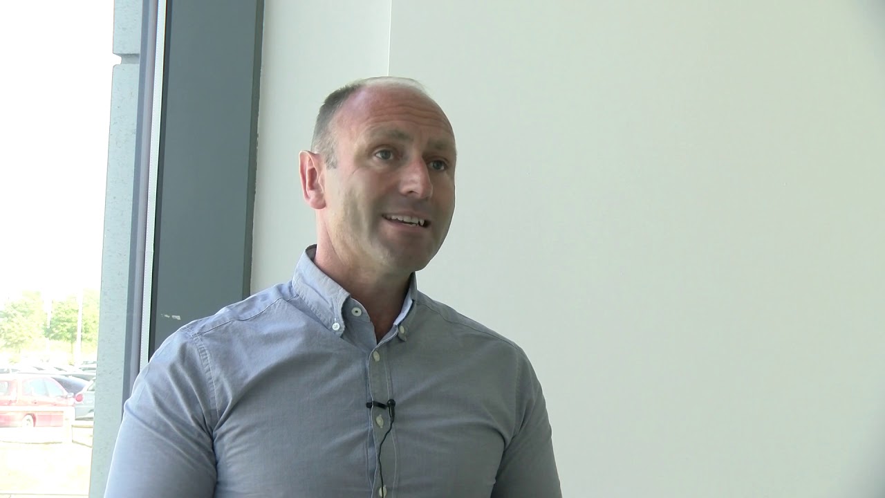 Ryanair's Kenny Jacobs gives an update for Irish customers - YouTube