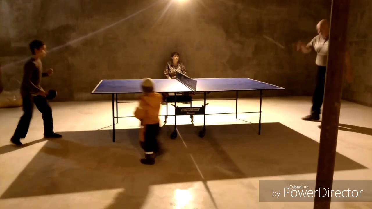 В первый раз играю в настольный тенис - YouTube