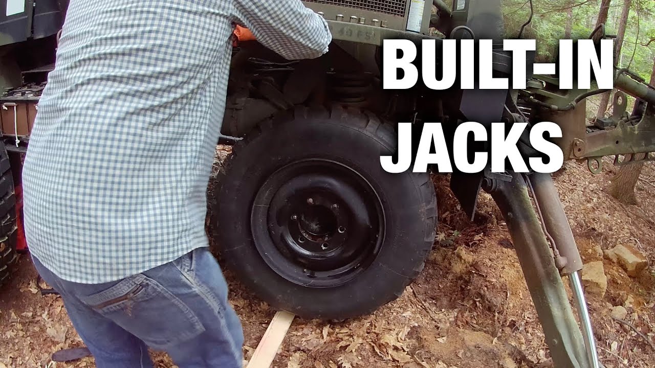 Unimog (FLU419) tire change in the woods - YouTube