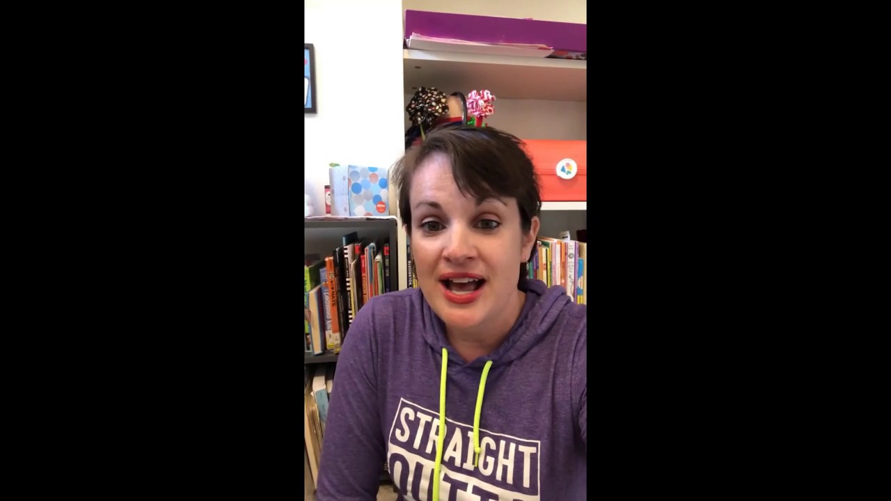 Anne's Shelfie: "The Golden Statue Plot" by Geronimo Stilton - YouTube