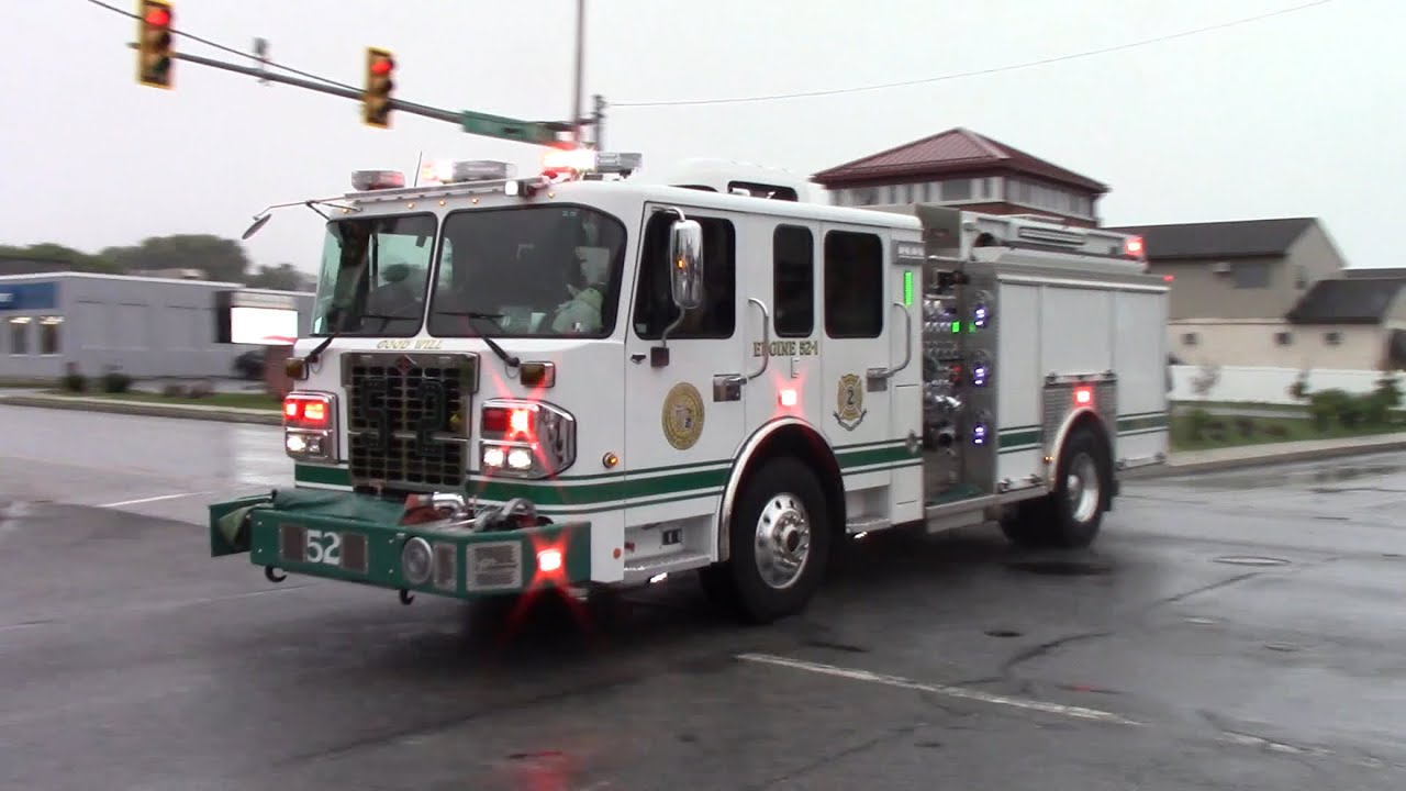 Good Will Fire Company of West Chester Engine 52-1 Responding - YouTube