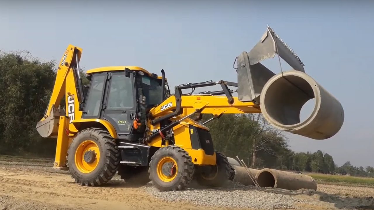 JCB 3Dx Super Loader Putting a Hempipe on the Village Road - Why JCB ...
