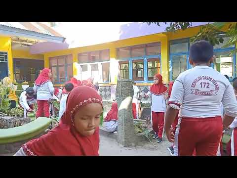 Bersih-bersih halaman sekolah ❕❕ Jumat Bersih #sekolahunggulan