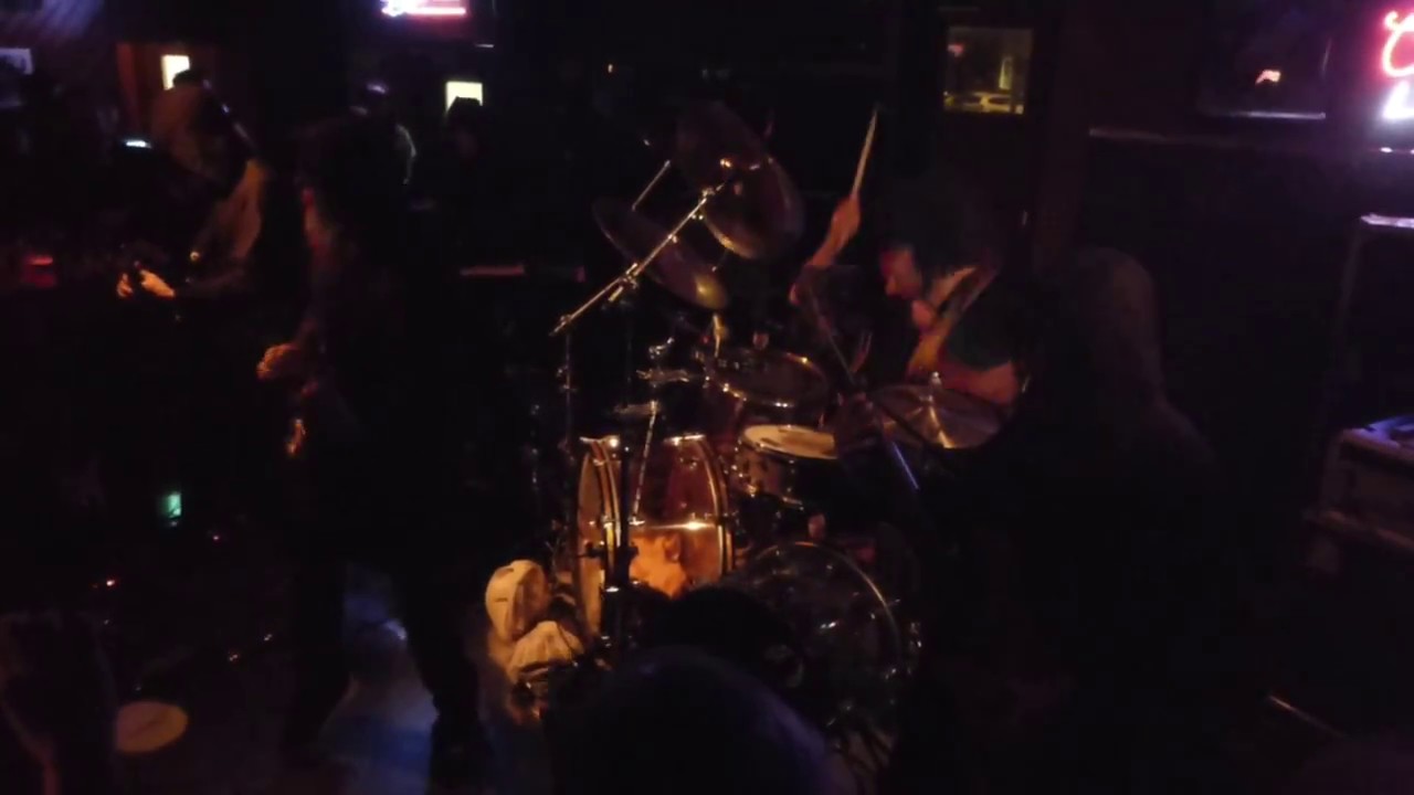 Secret Chiefs 3 - Dolorous Stroke/Tistrya (Live in Ste-Thérèse) - YouTube