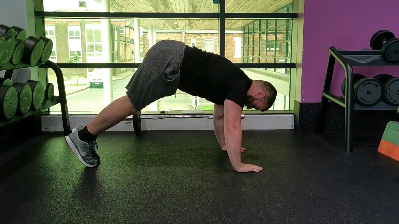 Hip Raised Pressups - Demonstration - YouTube