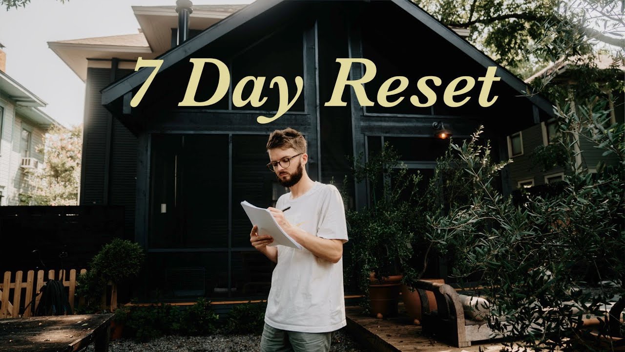 7 Day Reset // The Social Media Detox Challenge - YouTube