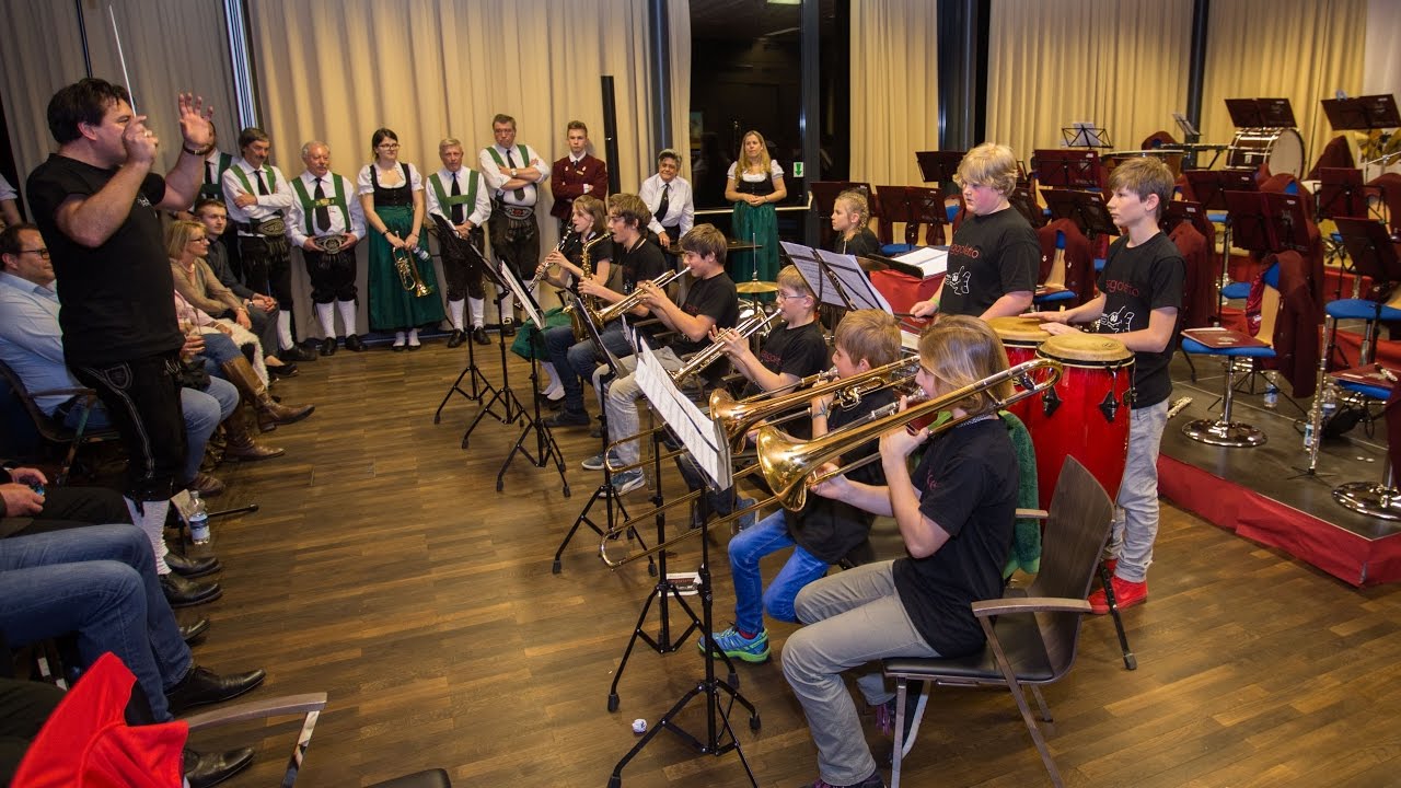 saggoletto - African Marching Song - YouTube