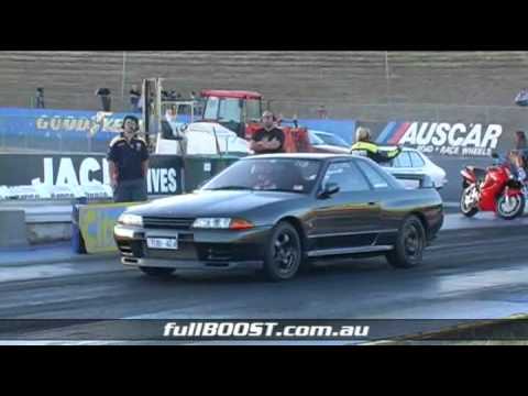 R32 GT-R Skyline drag racing - YouTube
