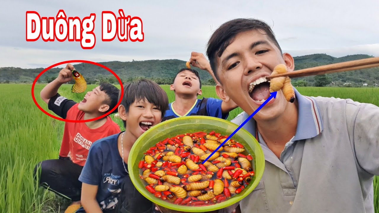 Sang Vlog Thử Thách Ăn 50 Con DUÔNG DỪA - YouTube