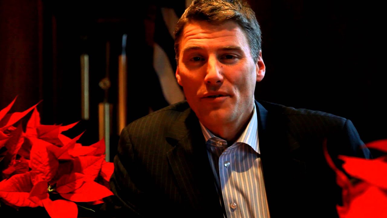 Holiday greetings from Mayor Robertson - YouTube