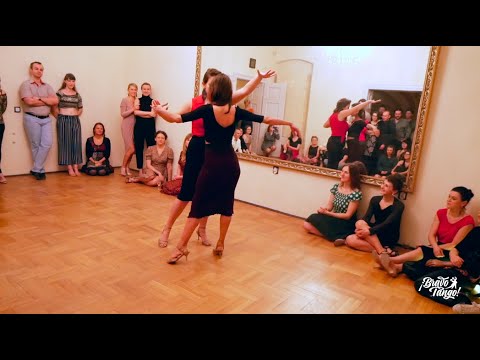 Anna Sieprawska & Gabriela Policht: girls' tango performance @Milonga Brava (2/3)