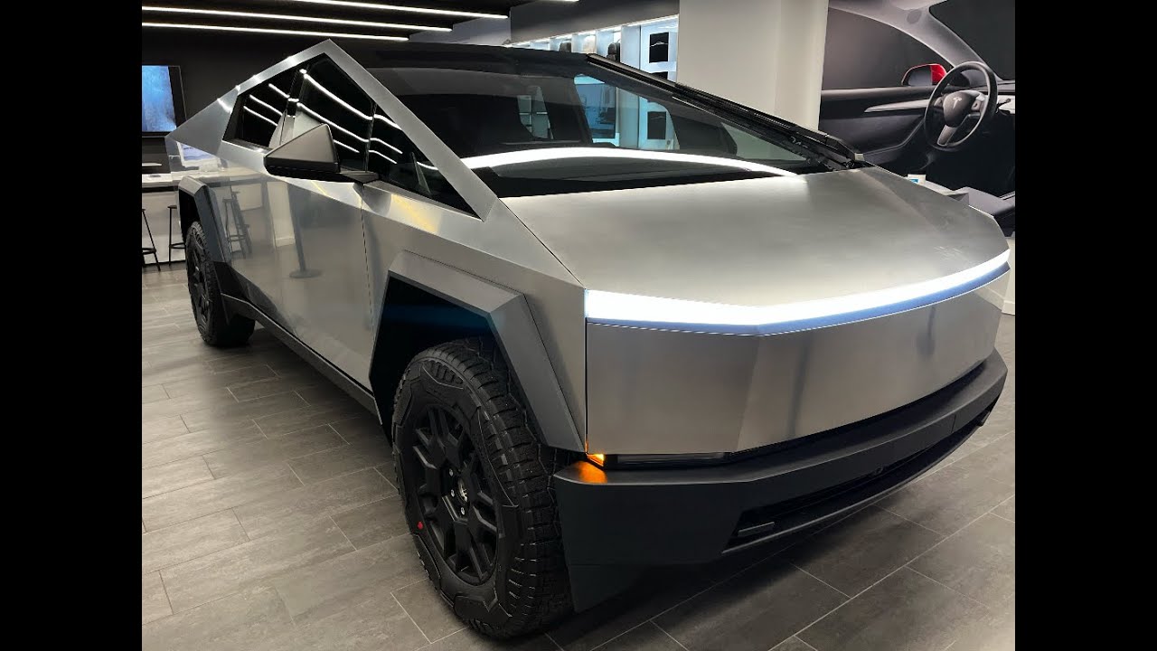 Cybertruck INTERIOR and general features TESLA : fun tour video 1080 ...