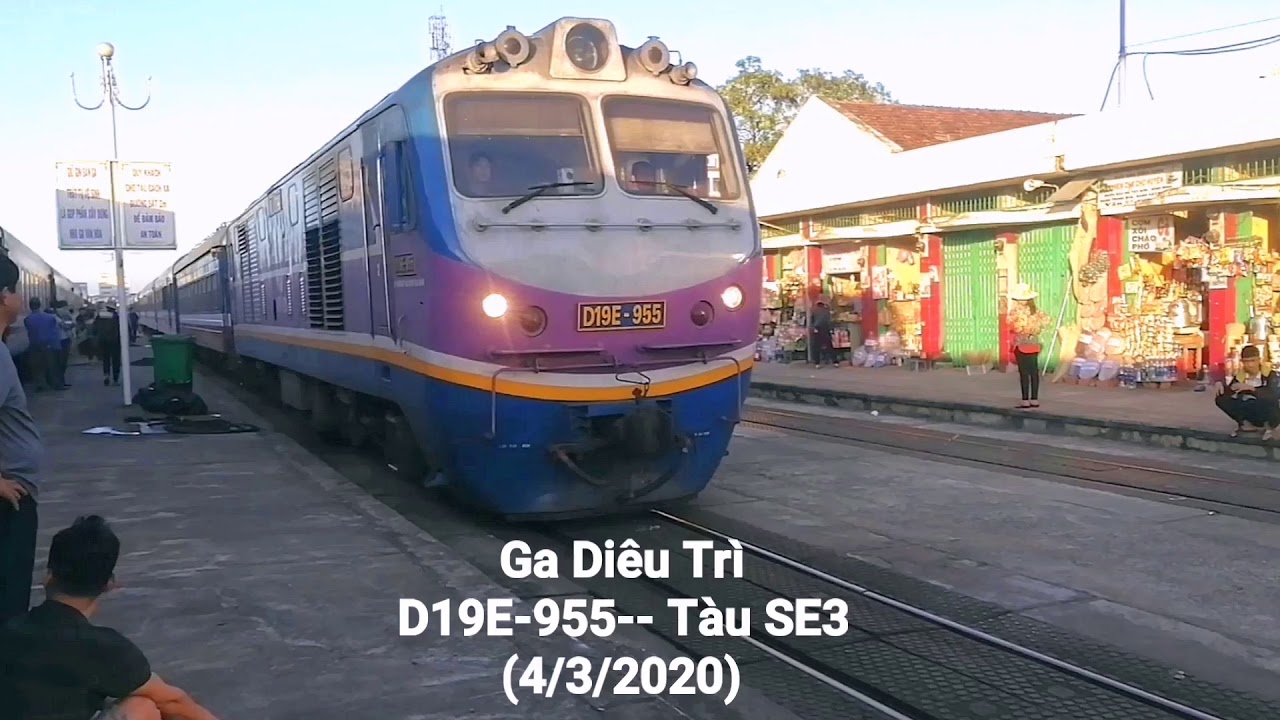 Hai đoàn tàu SE8 và SE3 về ga Diêu Trì trong chiều hoàng hôn(2020 ...