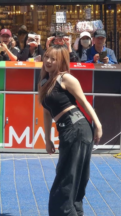 25.5.4 K-POP WEEK IN HONGDAE 상상마당 DANCETEAM MAYLIN(메이린) by Bigstart - YouTube