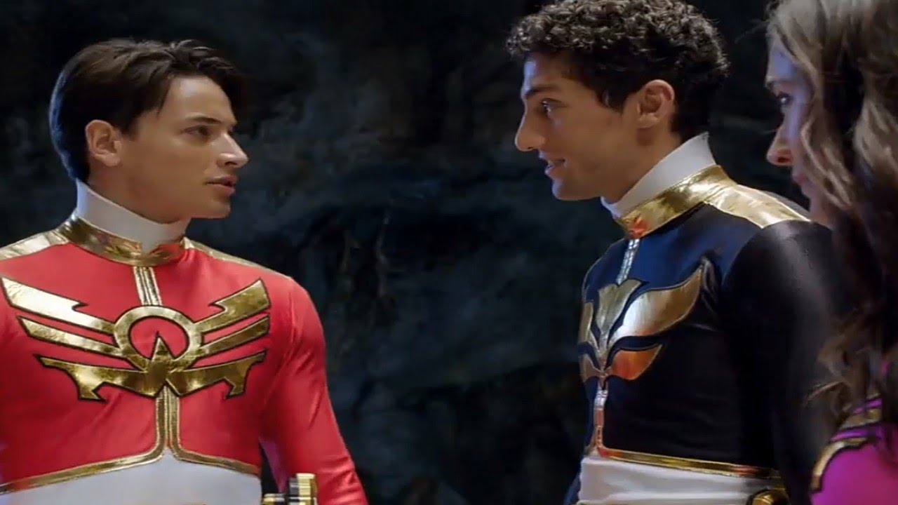 Power Rangers Megaforce - The Return to The Command Center - Helmetless ...