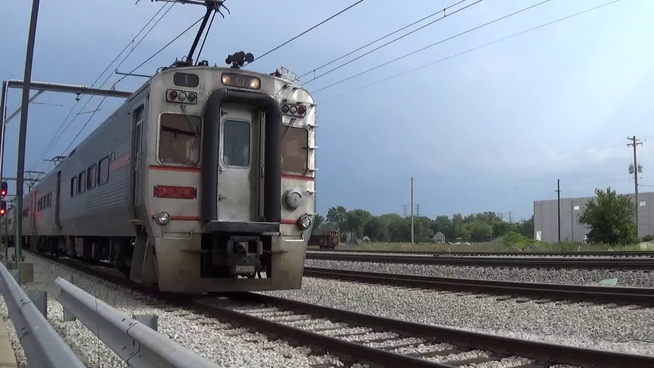 An Inbound South Shore Line NICTD Departs Hegewisch, Chicago IL - YouTube