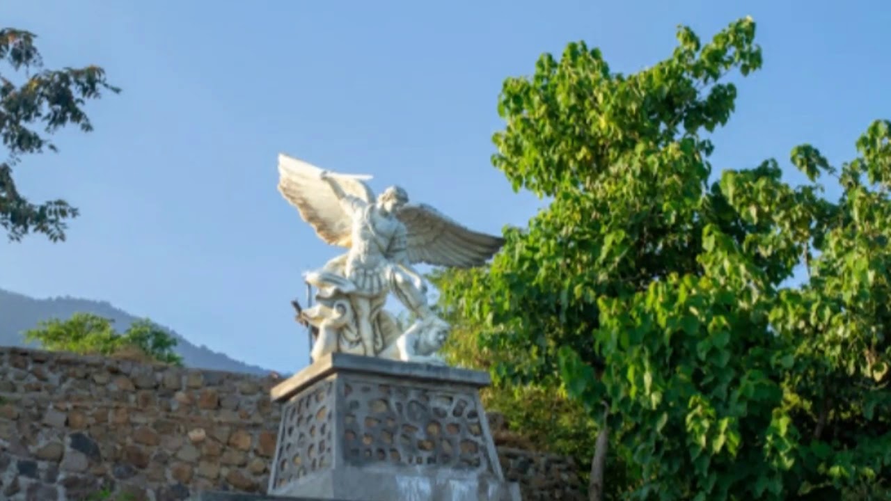 "BUKIT DOA FATIMA " LARÀNTUKA - YouTube