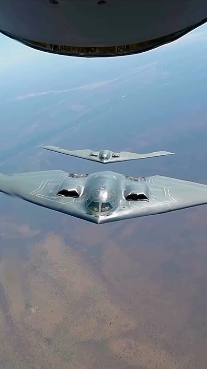 🇺🇲💪Aviones #f35 y bombardeos #b2 Spirit volando sobre #iran #reels #shorts #war #israel - YouTube