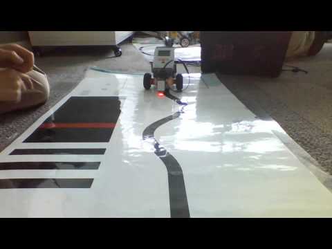 A Video of robot following black line. (NXT MINDSTORMS) - YouTube