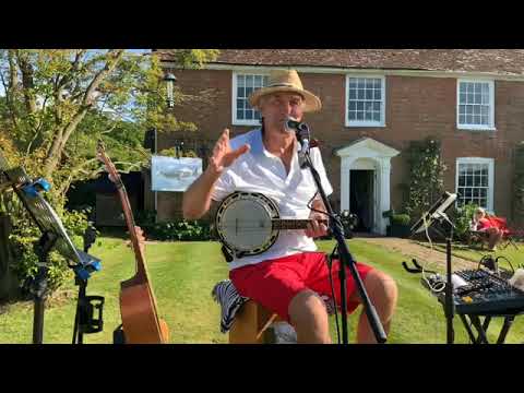 Reg Marchant's VE Day Performance - YouTube