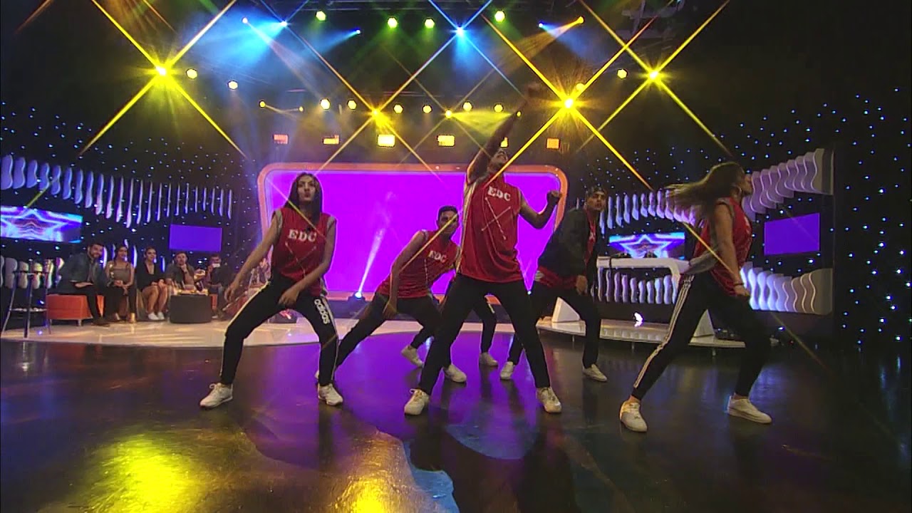 ESPECIAL DE EQUALITY DANCE CREW EN VIVO - YouTube