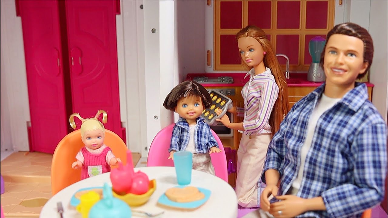 Barbie & Ken Family Toddler Morning Routine - Ep 6 - YouTube