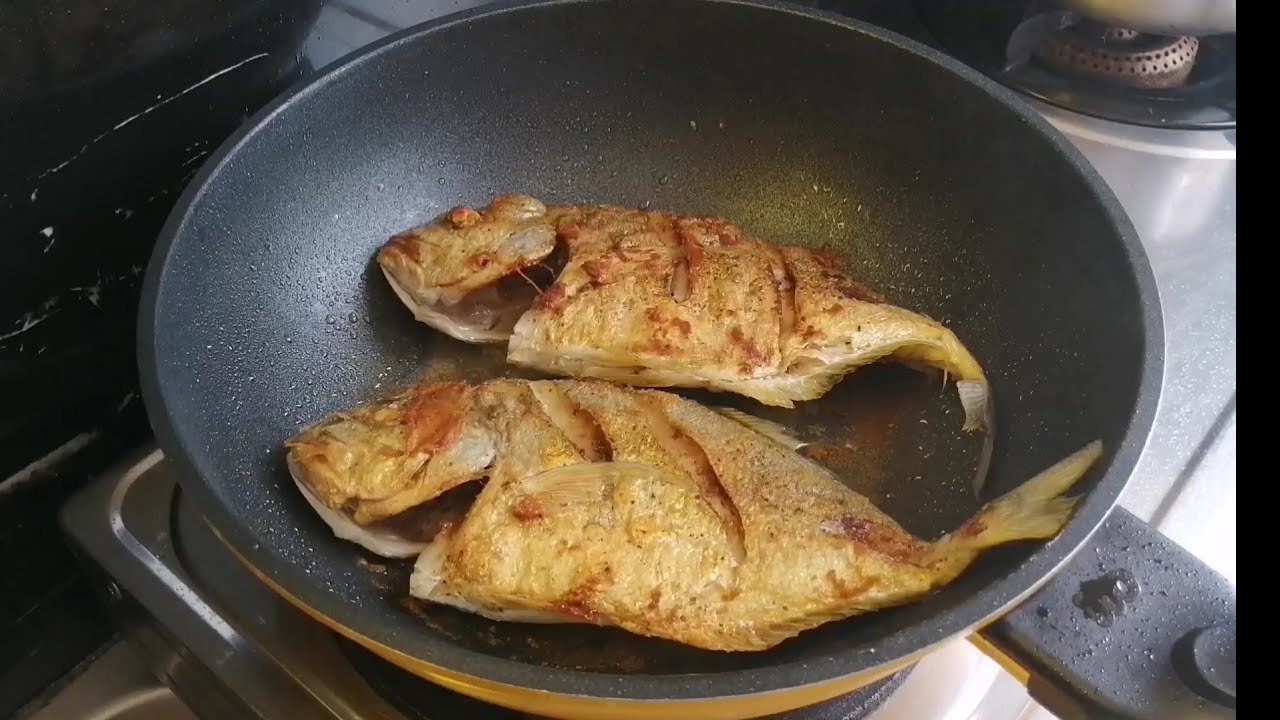 Sweet and Sour Fish Talakitok / Lutong Pinoy / Panlasang Pinoy - YouTube