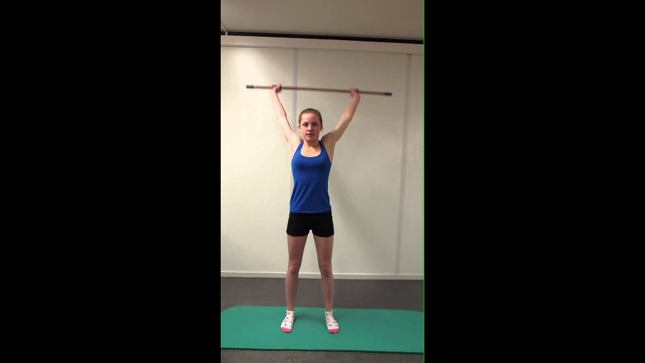 Actieve lenigheid schouder met stok - YouTube