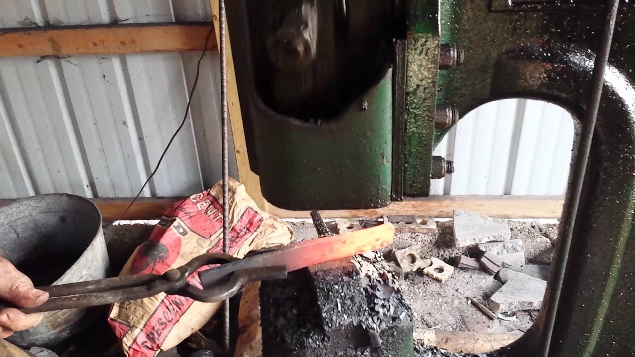 Forging a blade - YouTube