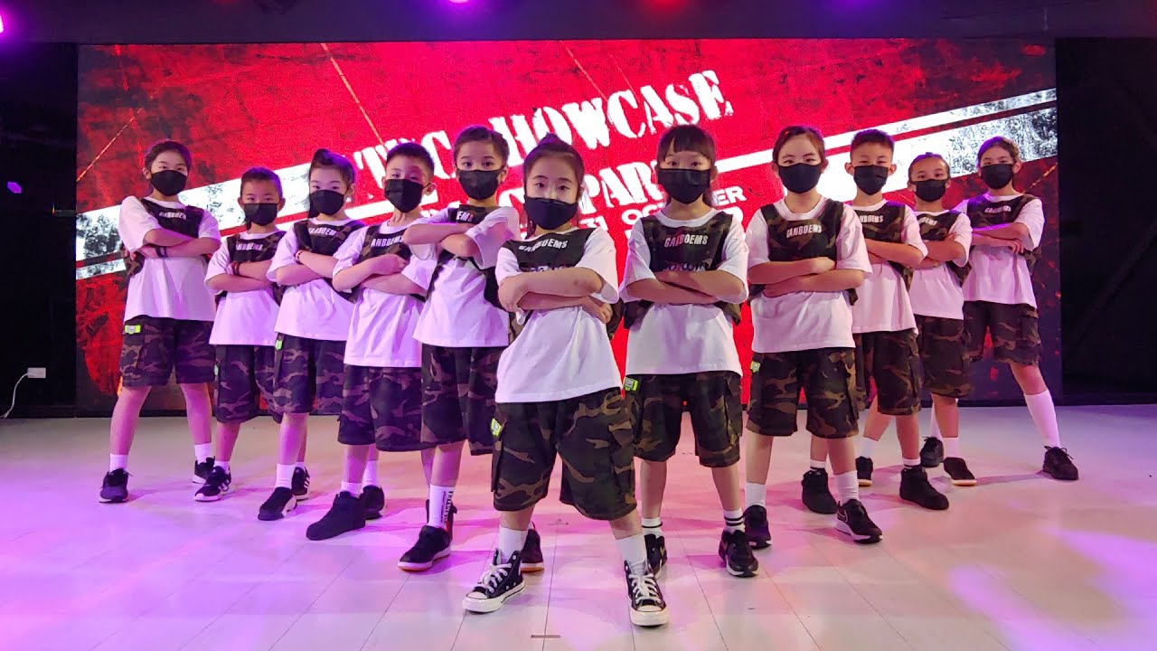 2021 TDC偶像表演學院 HALLOWEEN PARTY__團員班 #2ND GRADE - YouTube