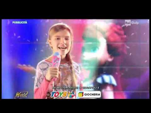 Winx tappeto musicale e microfono per canto spot 2014