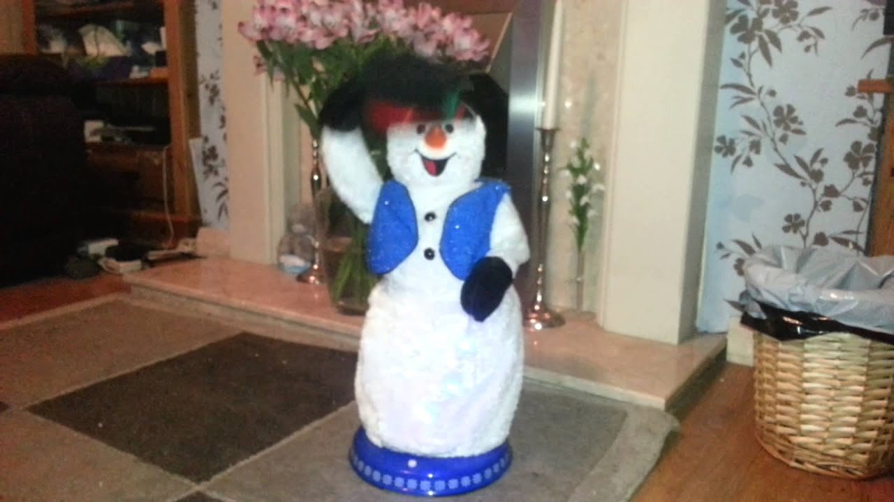 Snowflake Spinning Snowman by Gemmy Holidays - YouTube
