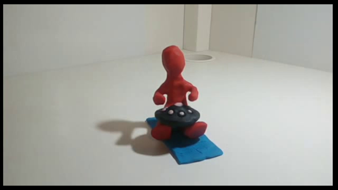 Человечек играет на пластилиновом ханге / Plasticine man plays on ...