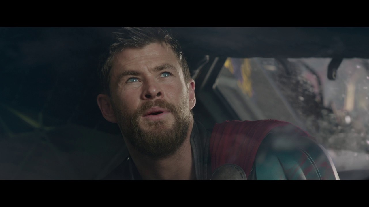 THOR: RAGNAROK Official Trailer - YouTube