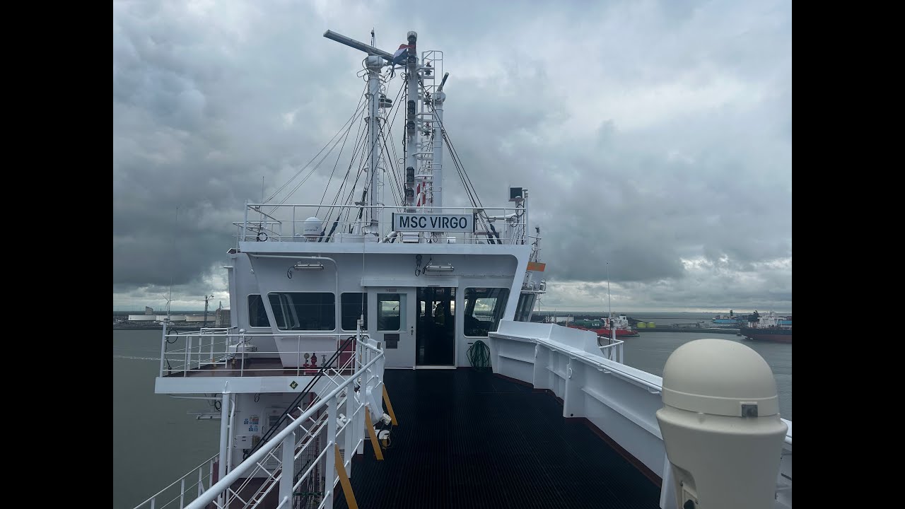 MSC VIRGO (366m) from sea to ECT DDN terminal - YouTube