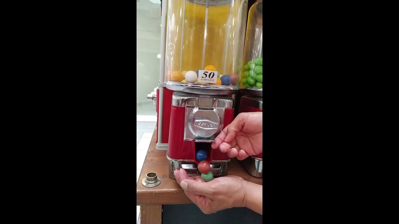 How to Hack A Gumball Machine!! #shorts #asmr #viral #trending - YouTube