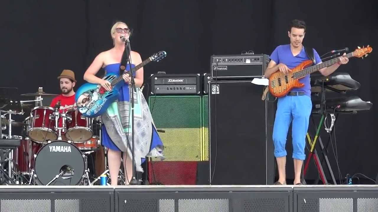 "Shimmy and Shake" live - Fresh Breath Band - YouTube