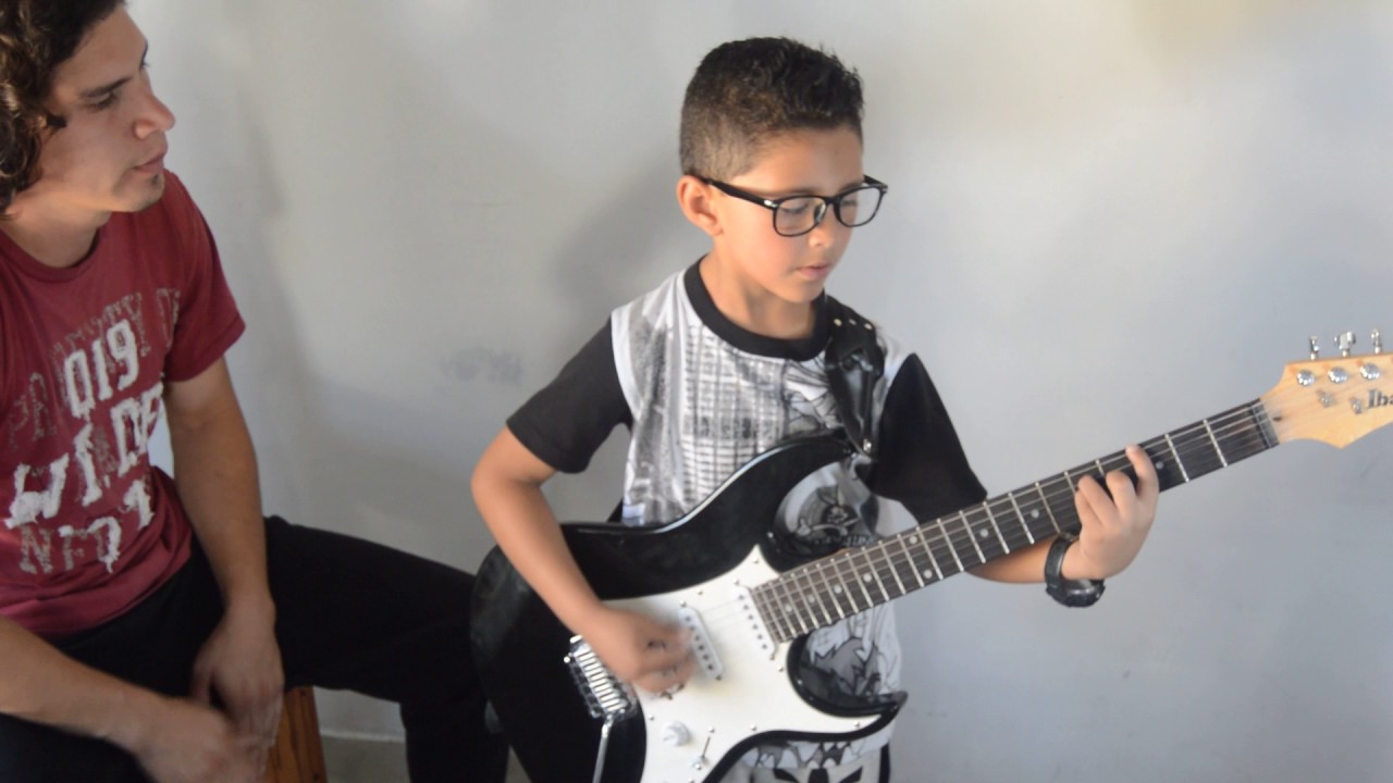 DEEP PURPLE - "SMOKE ON THE WATER" (Cover By Andrew Carrillo 6 años ...