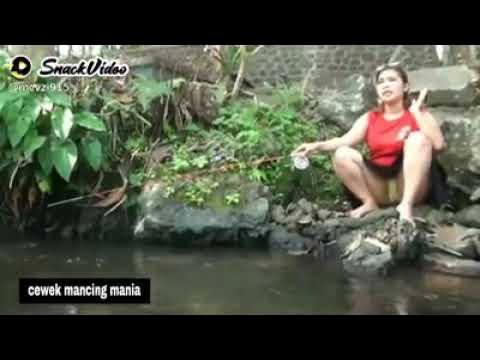 cewek mancing kelihatan cdnya #mancing #mancingmania #fyp #viral - YouTube