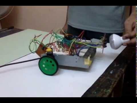 Object tracking bot - YouTube