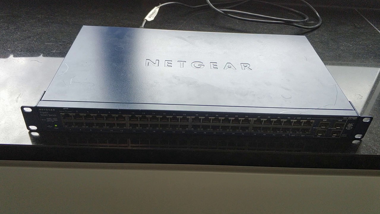 Netgear GS748T Switch - YouTube