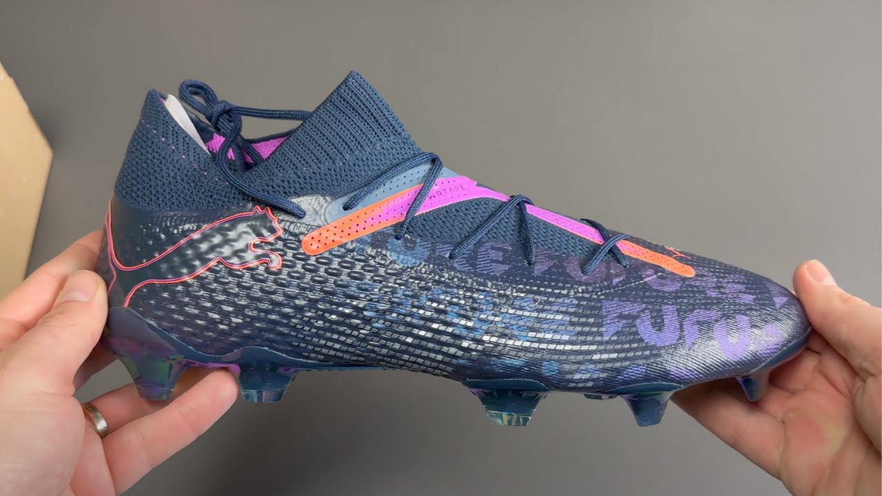 PUMA Future 7 Teaser Ultimate FG/AG - Club Navy/Loveable/Cobalt - YouTube