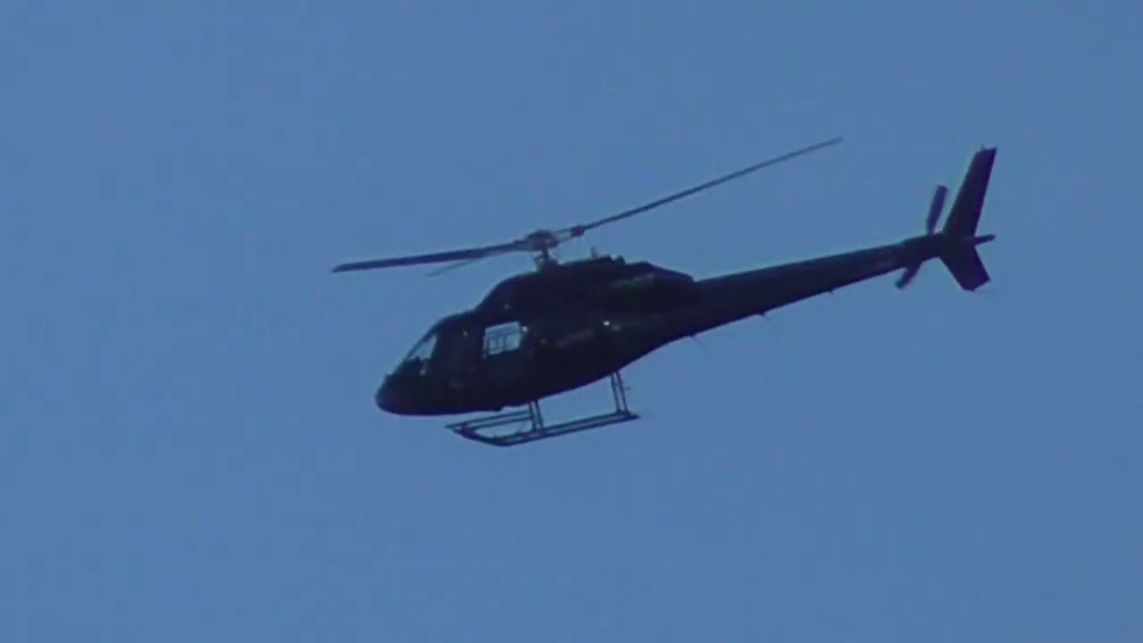 PDG Helicopters Aerospatiale AS355 F2 Ecureuil 2 G-PDGT 3/5 - YouTube