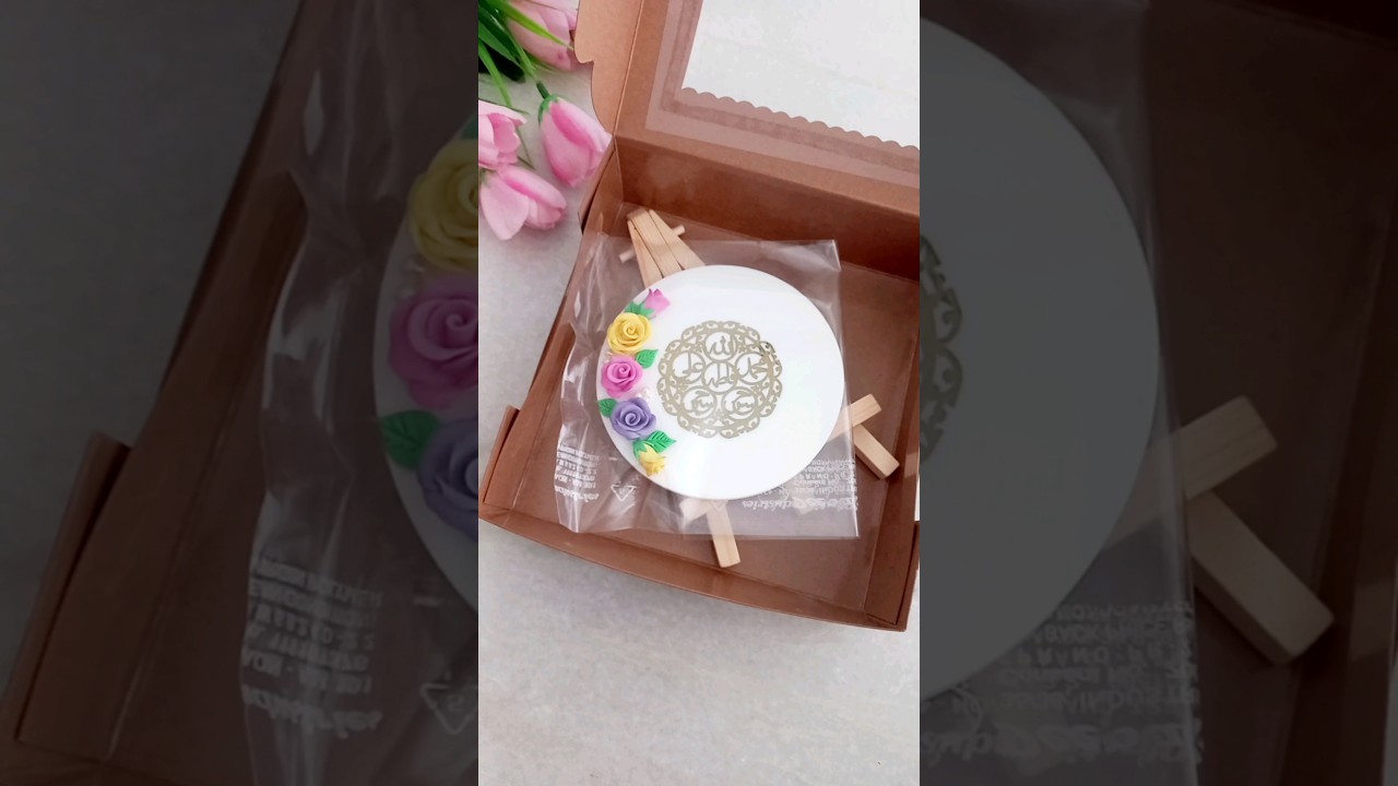 Panjetan frame mounted on an easel to place on your shelf or desk ...